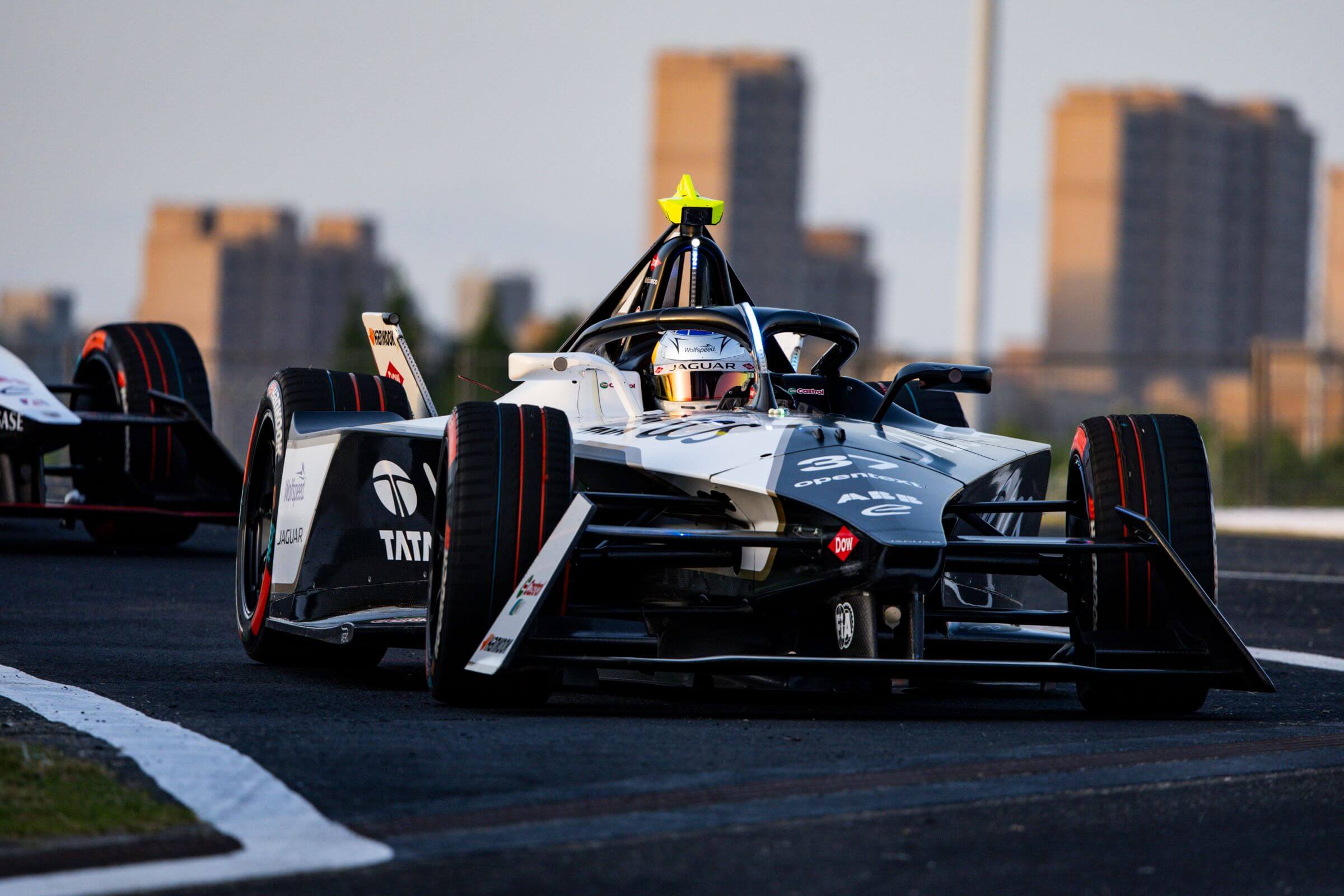 Formula E in Shanghai: Nick Cassidy wins 3rd free practice ahead of Dan Ticktum - e-formula.news